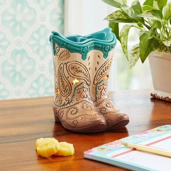 The Pioneer Woman | Other | 224 New Pioneer Woman Cowgirl Shaped Boots ...
